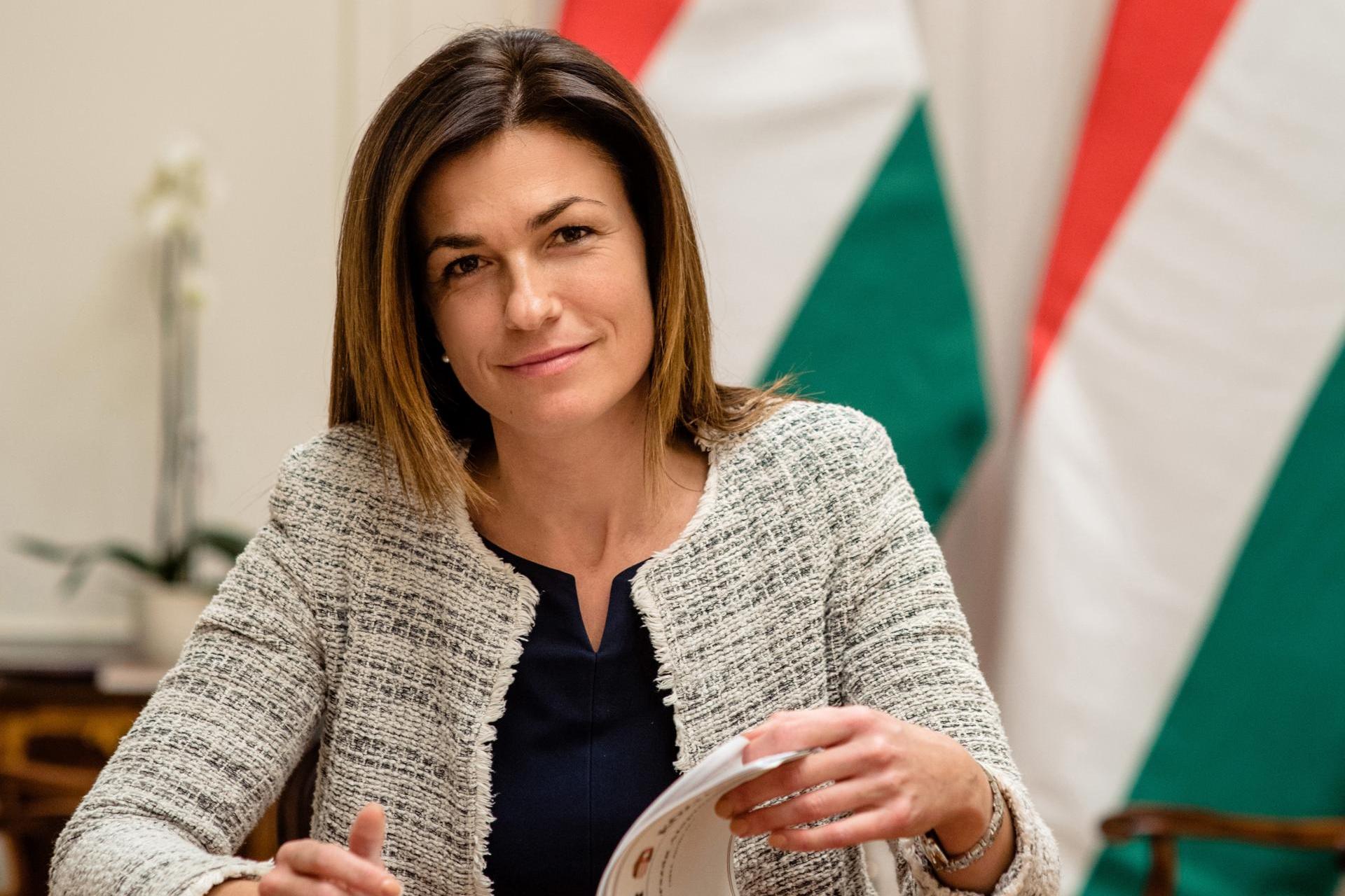 Varga Judit: Magyarország védi a házasság intézményét és a családot