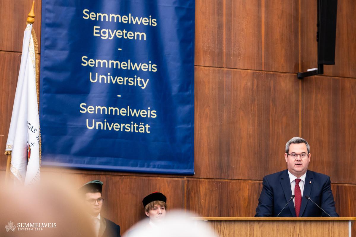 Díszoklevél átadó ünnepség a Semmelweis Egyetem Általános Orvosi Karán